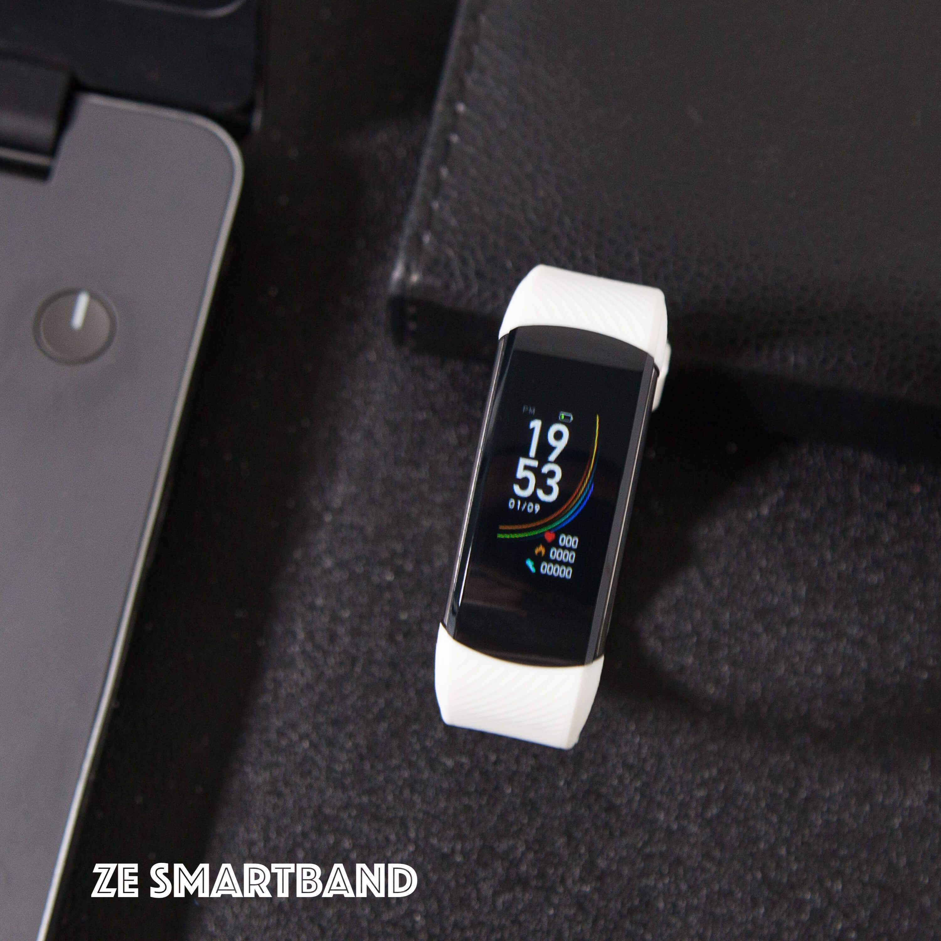ZE Smart Band 1 with Body Temperature Monitoring - ZE Technology